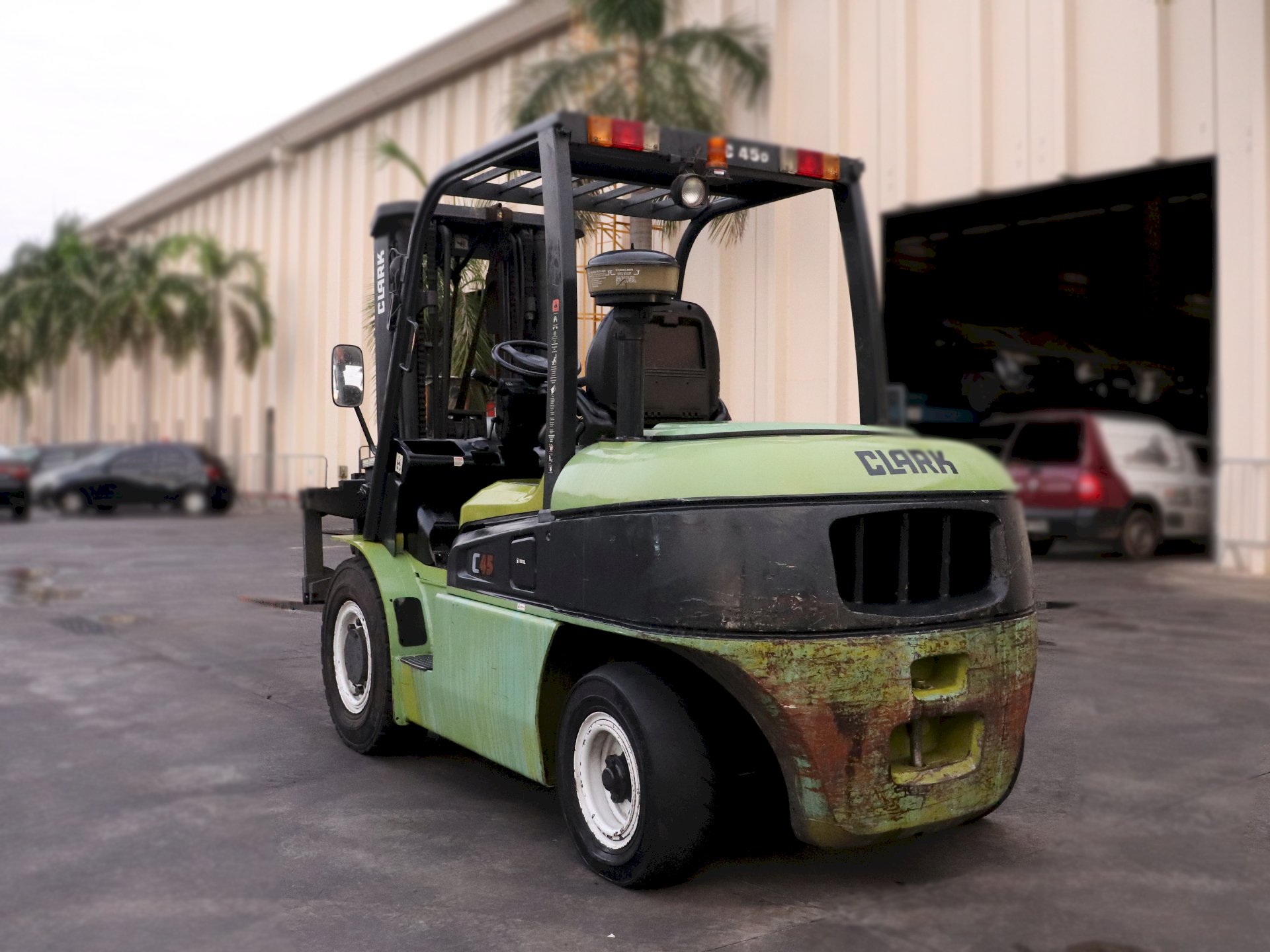 EMPILHADEIRA CLARK MODELO C45 | Rogério Menezes