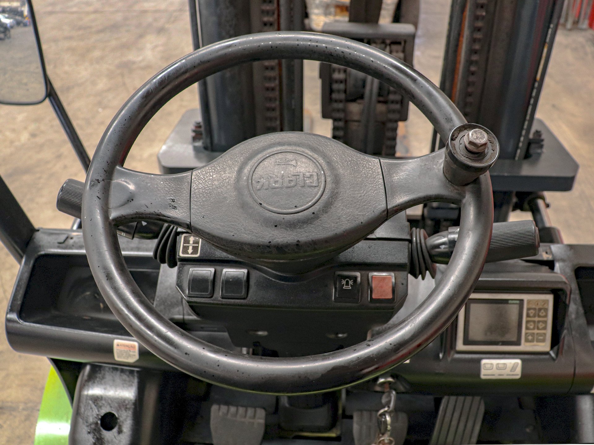 EMPILHADEIRA CLARK MODELO C45 | Rogério Menezes