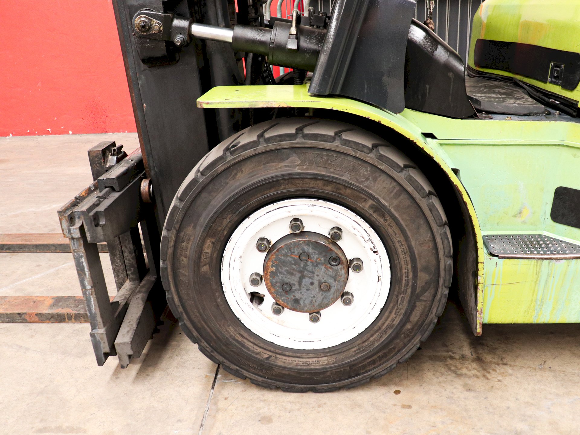 EMPILHADEIRA CLARK MODELO C45 | Rogério Menezes